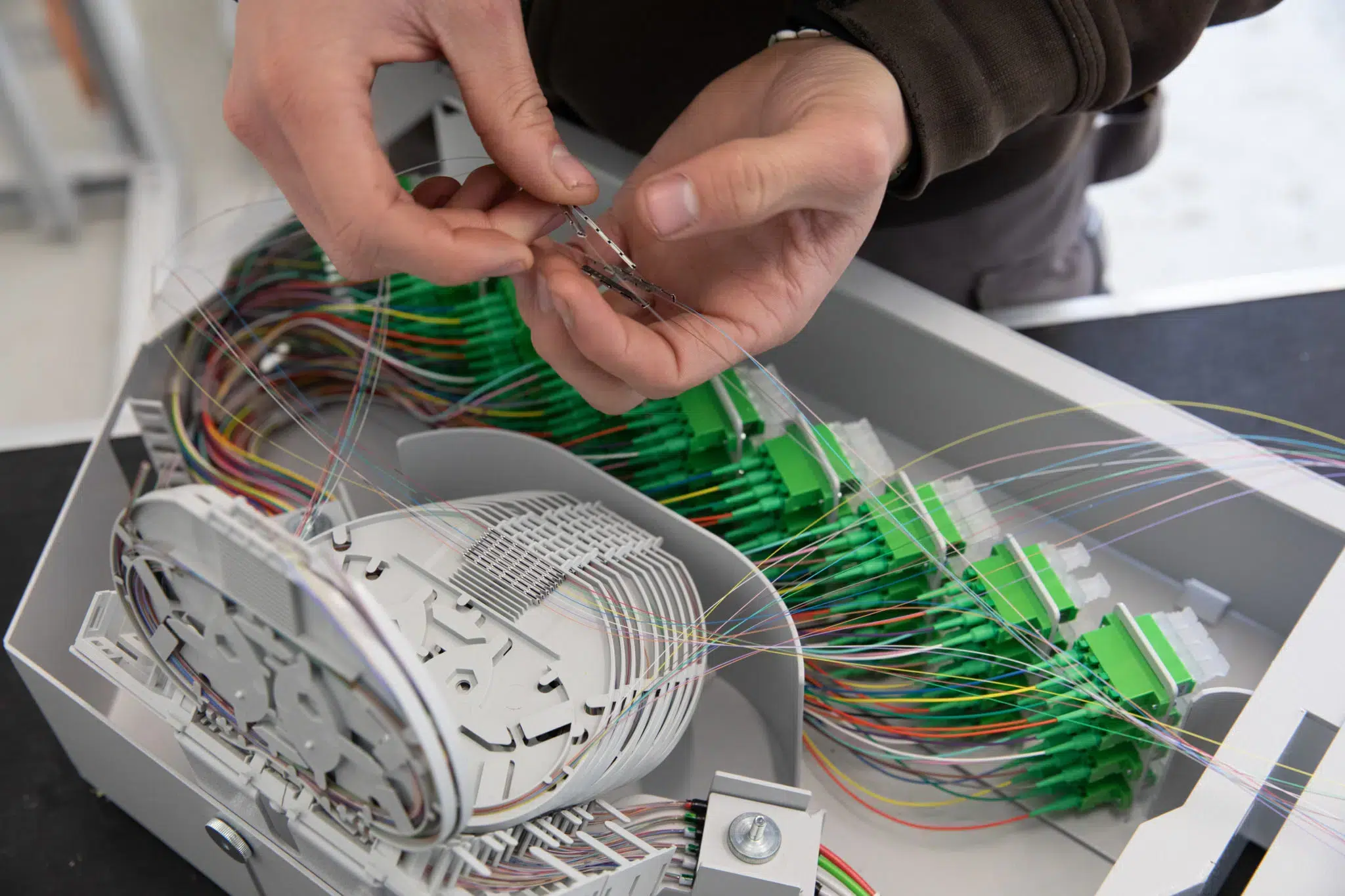 Moderniser le réseau et les services multimédia grâce à l’extension du ...